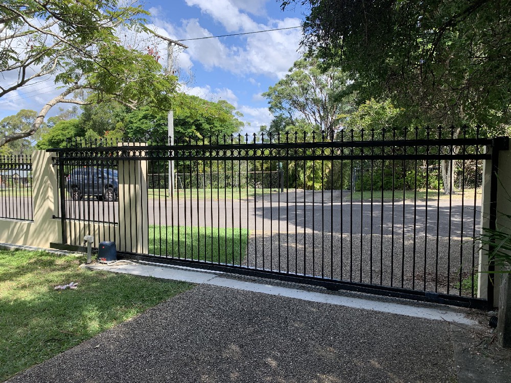 Automatic Spear & Ring Top Sliding Driveway Gate-Automatic Sliding Gate ...